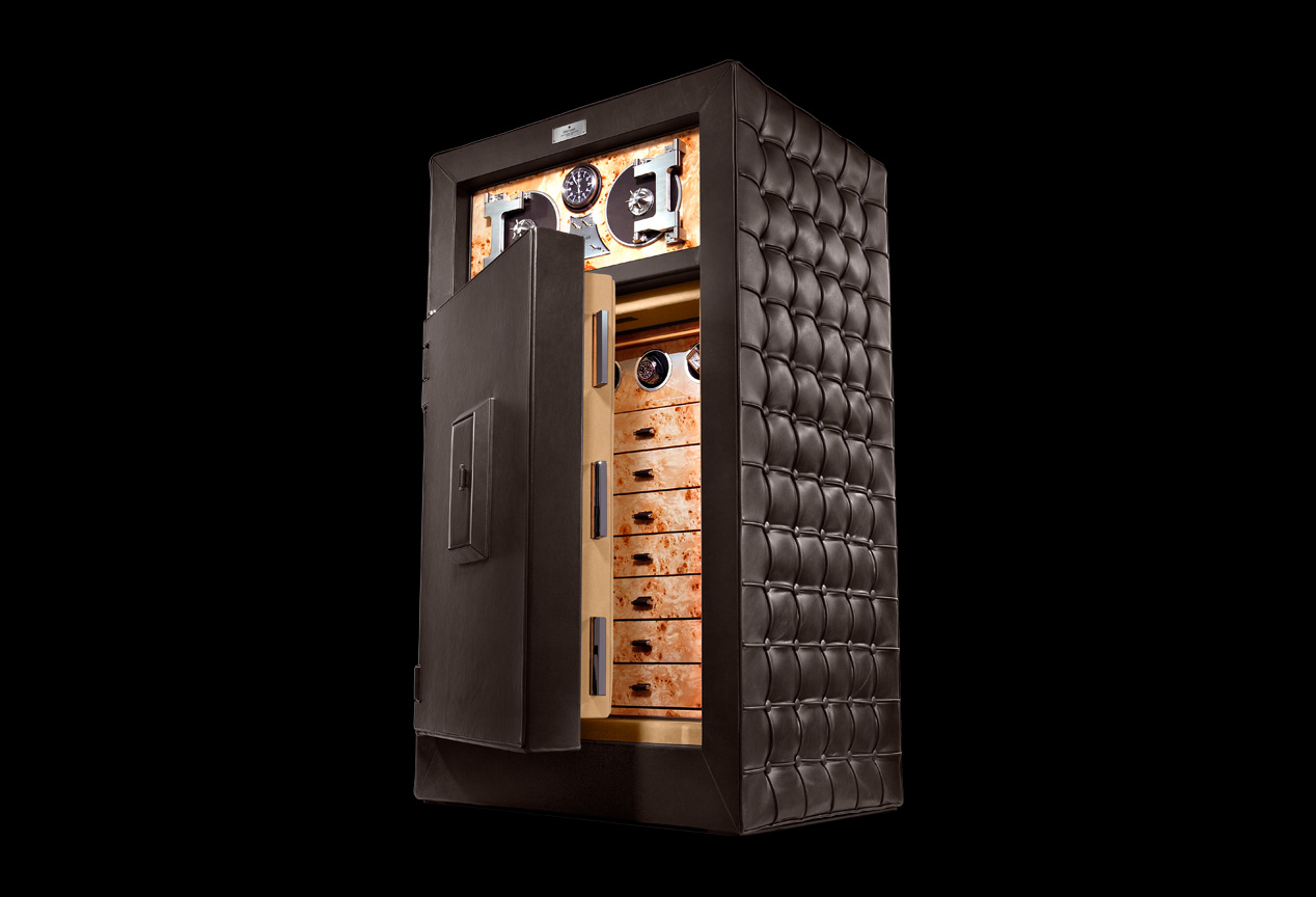 The Fortress: Döttling Luxury Safes GmbH